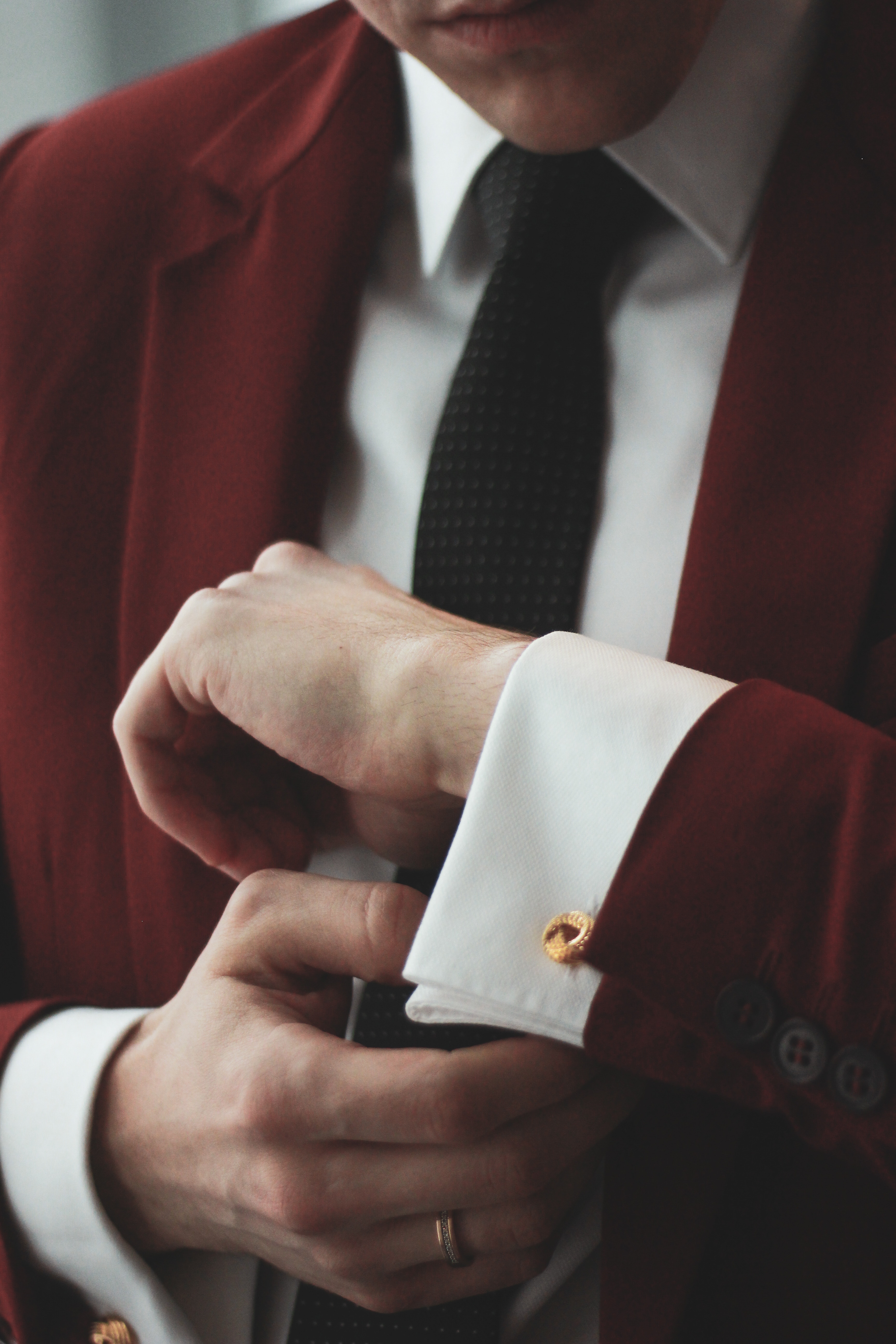 HOW TO TIE A NECKTIE WITH A KENT KNOT - LIFESTYLE - Fashion Potluck